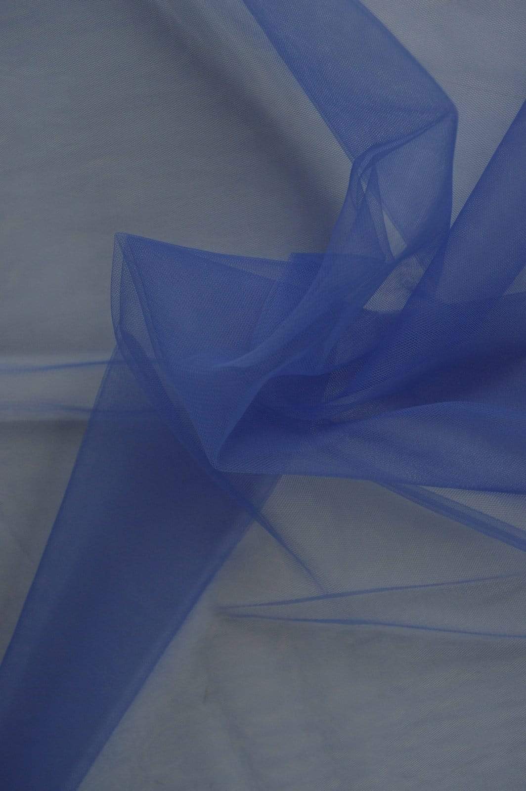 Blå blød tyl med stræk | Køb tyl stof online hos G&M – G&M Danmark